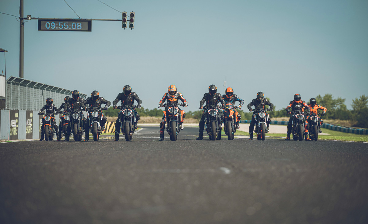 KTM ULTIMATE DUKE Rider zeigen ihr Bestes in Österreich | Motorradreporter