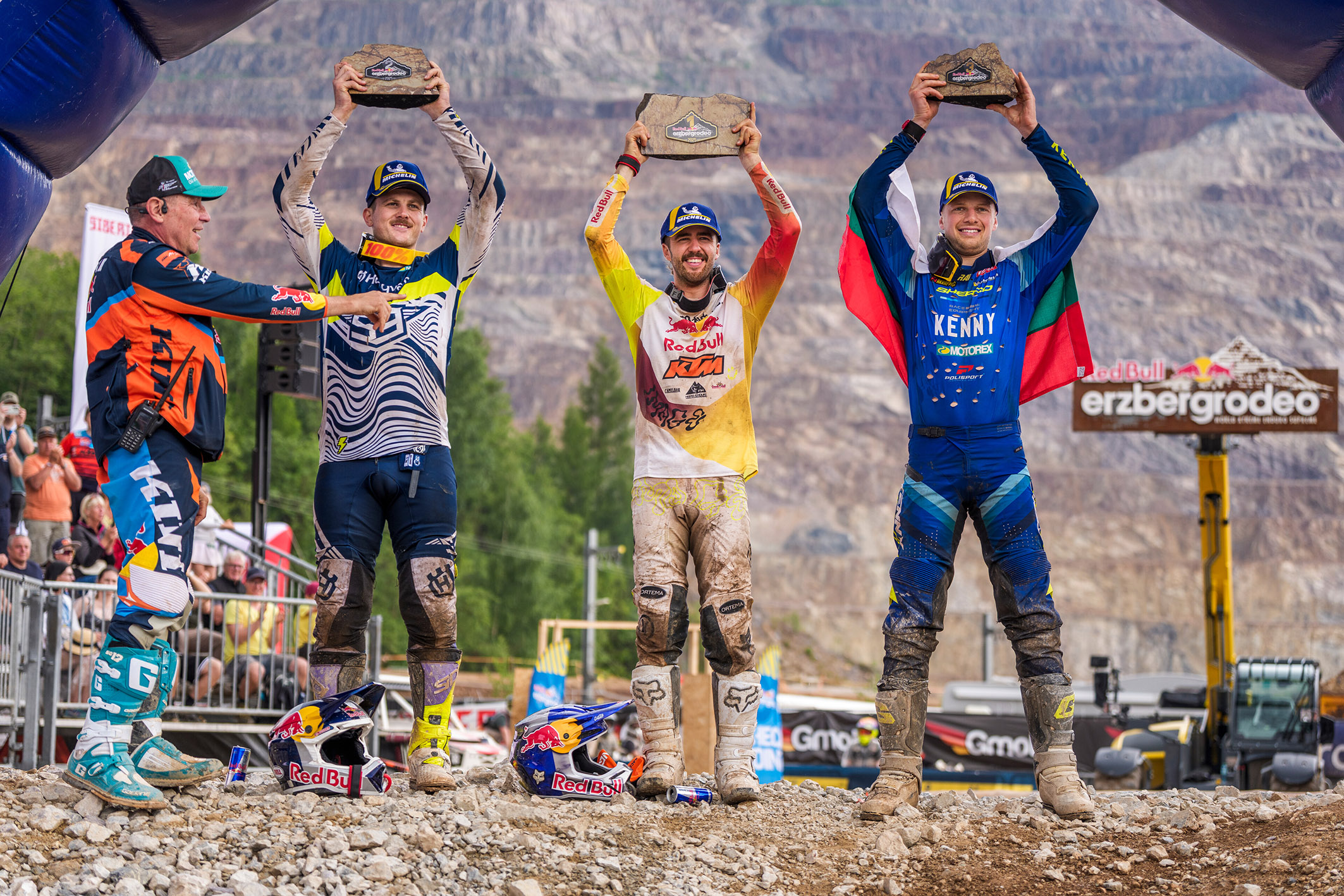 Red Bull Erzbergrodeo 2025: Manuel Lettenbichler holt den Sieg und wird ...