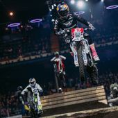 Billy Bolt gewinnt die SuperEnduro-Weltmeisterschaft 2025 ...