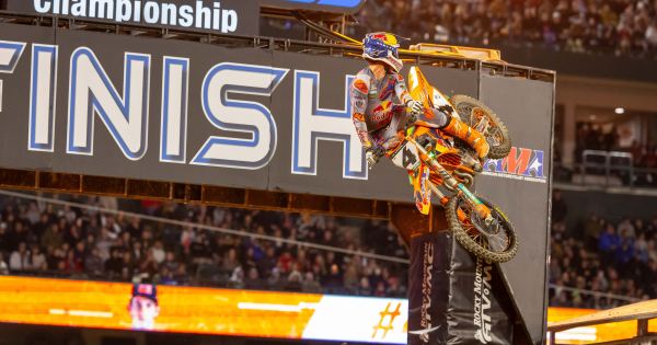 Chase Sexton holt Sieg beim Supercross in Anaheim | Motorradreporter