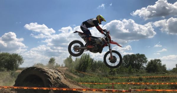 Dieter Rudolf: leiwandes Super-Endurorennen in Senning | Motorradreporter